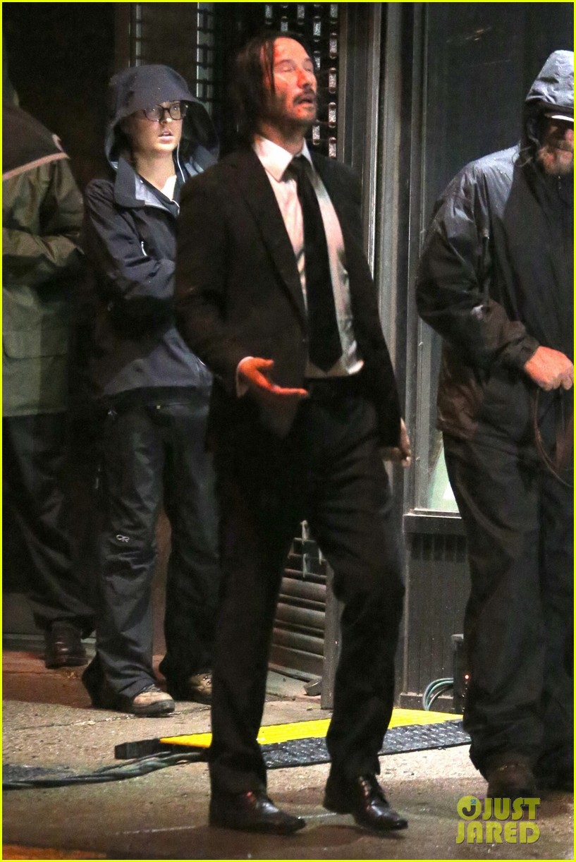 Keanu Reeves Gets Caught in the Rain Again for 'John Wick': Photo ...