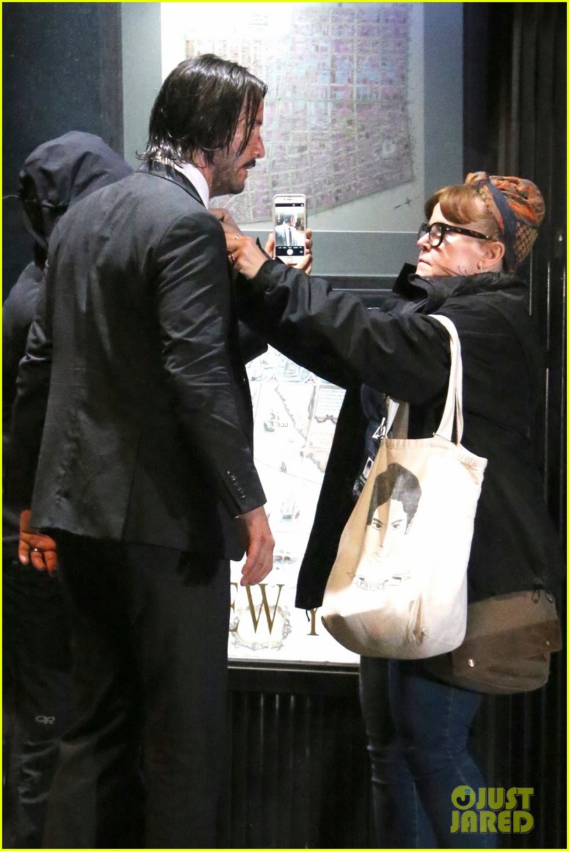 Keanu Reeves Gets Caught in the Rain Again for 'John Wick': Photo ...