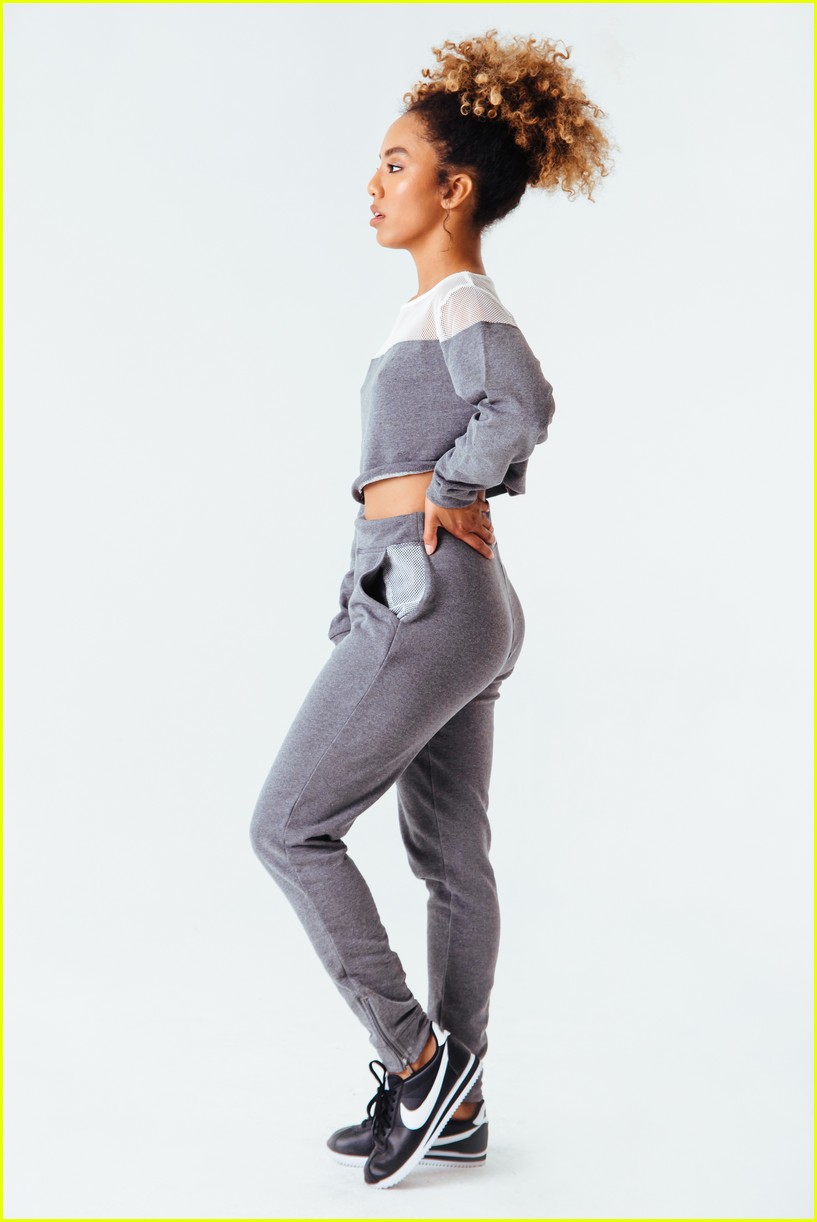 Serena Williams Debuts New Fashion Collection!: Photo 4092828 | Serena ...