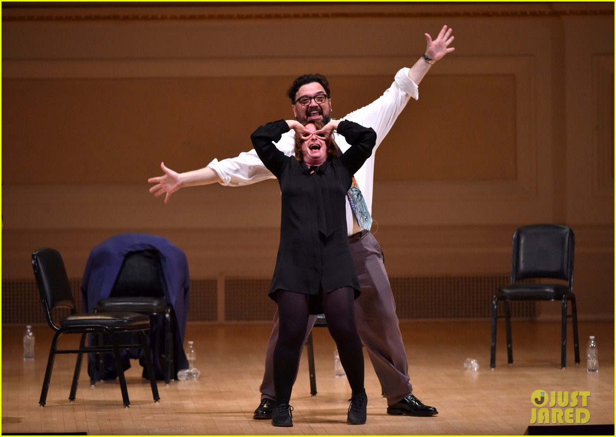 Tina Fey & Amy Poehler Reunite for Improv Show at Carnegie Hall!: Photo ...