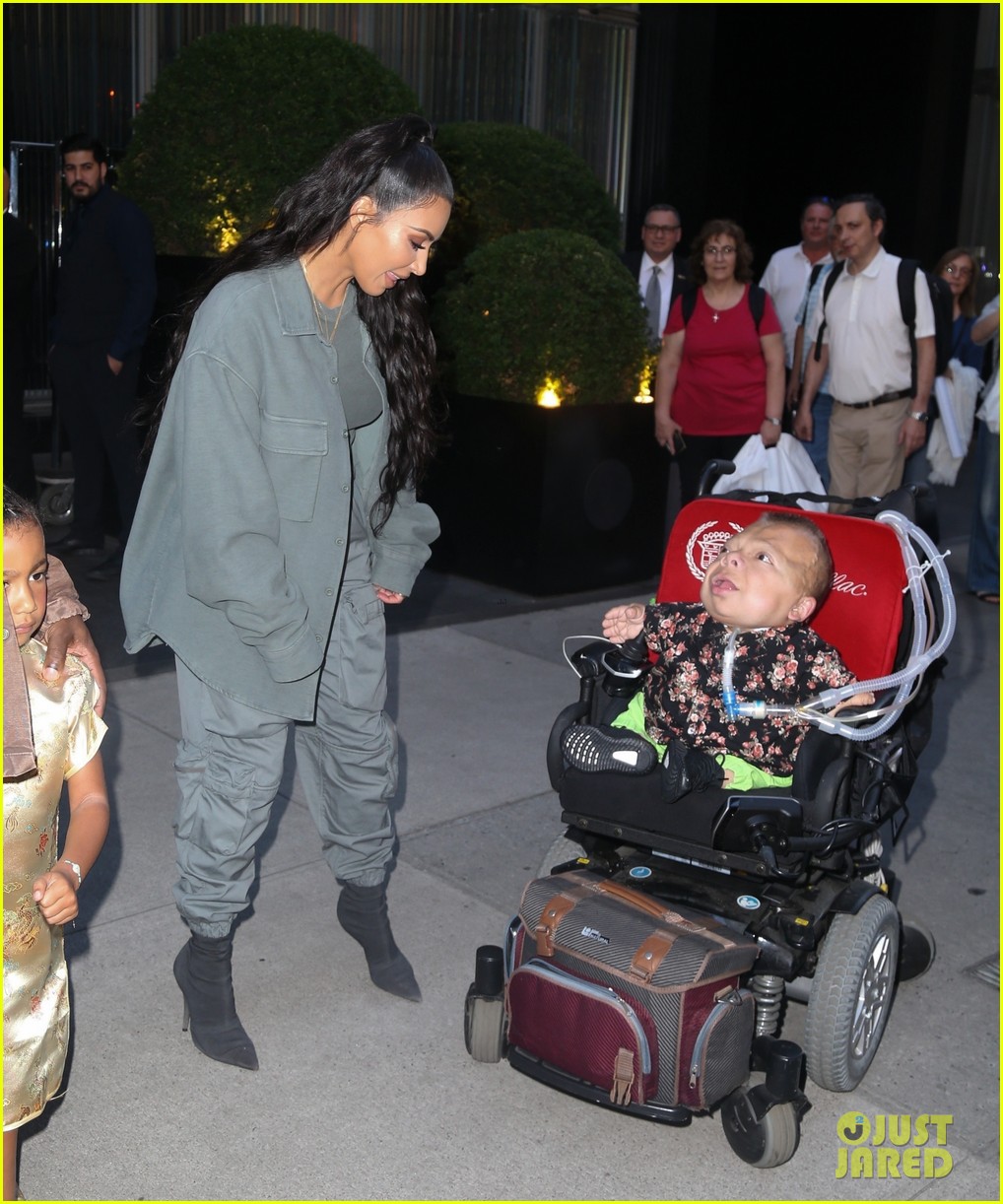 Kim Kardashian & Kanye West See 'Frozen' on Broadway with North for Her ...