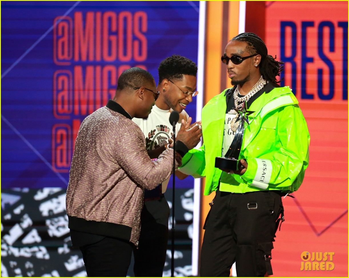 Migos Perform 'Walk It Talk It' & 'Stirfry' at BET Awards 2018!: Photo ...