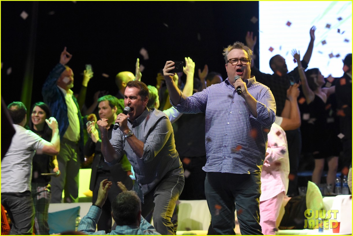 Paul Rudd Hosts Big Slick Celebrity Weekend to Benefit Children's Mercy ...