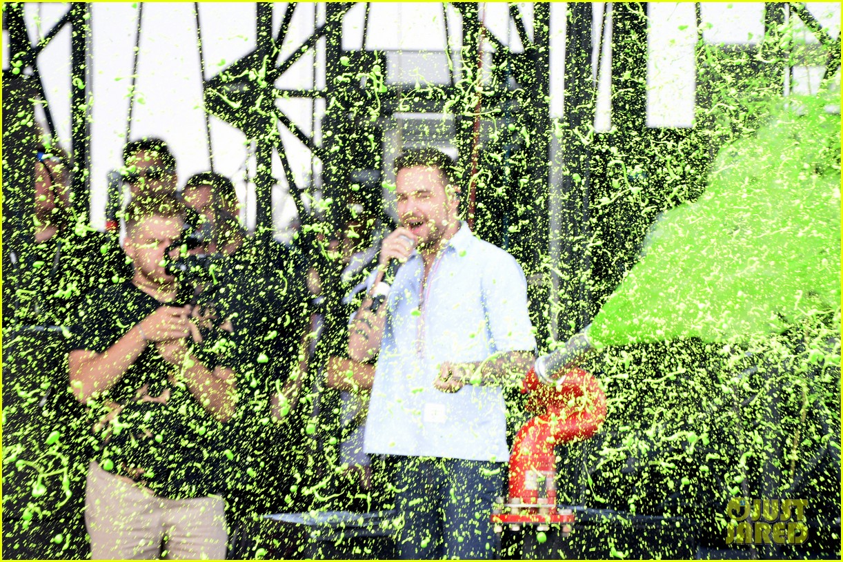 Liam Payne Rocks Out at Nickelodeon SlimeFest in Chicago!: Photo ...