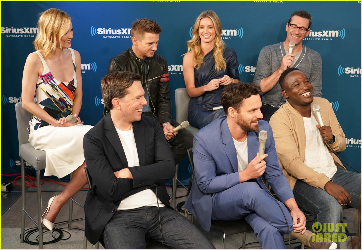 Watch Jon Hamm & the 'Tag' Cast Crash a Couple's Wedding!: Photo ...