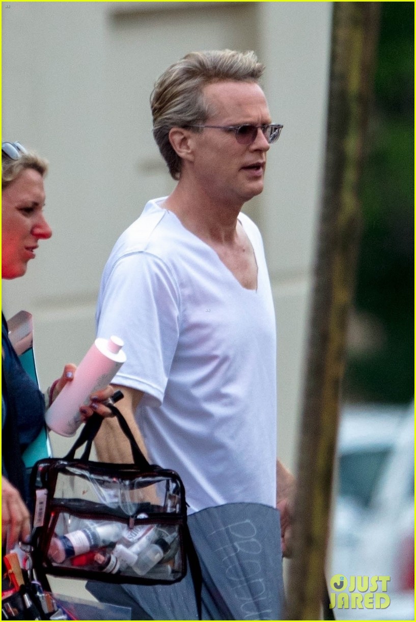 Dacre Montgomery, David Harbour & Winona Ryder Film 'Stranger Things ...