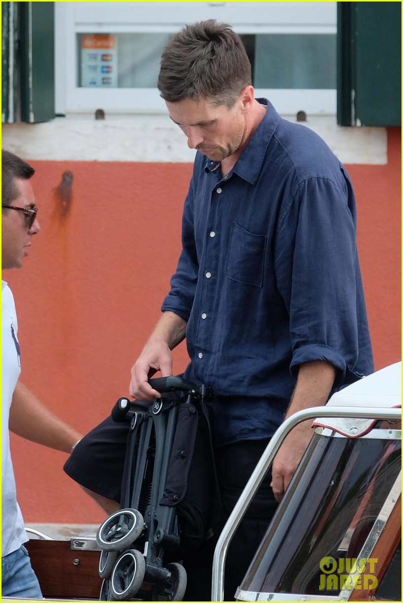 Christian Bale Shows Off Huge Weight Loss After Gaining Pounds to Play ...