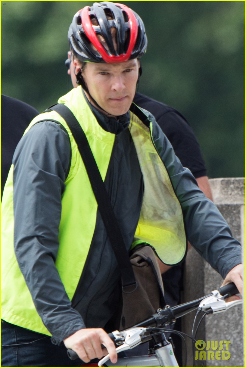 Benedict Cumberbatch Goes Partially Bald for New Brexit Series: Photo ...