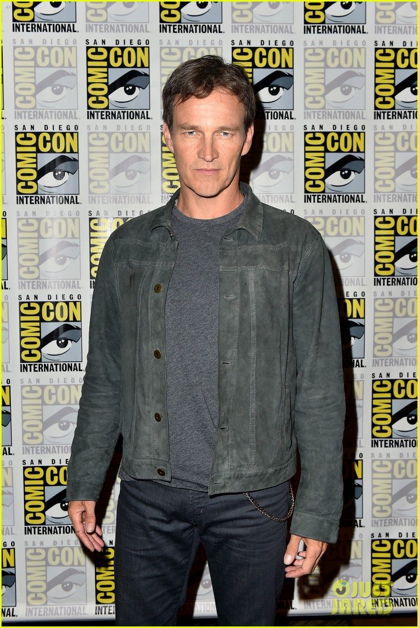 Jamie Chung, Skyler Samuels, & Stephen Moyer Bring 'The Gifted' Season ...