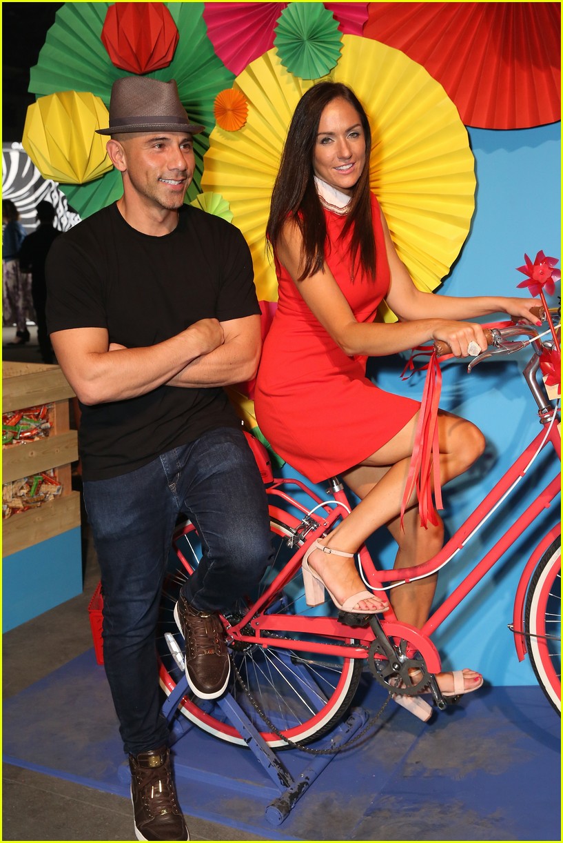 Emily Ratajkowski, Kelly Rowland, Taraji P. Henson & More Attend ...