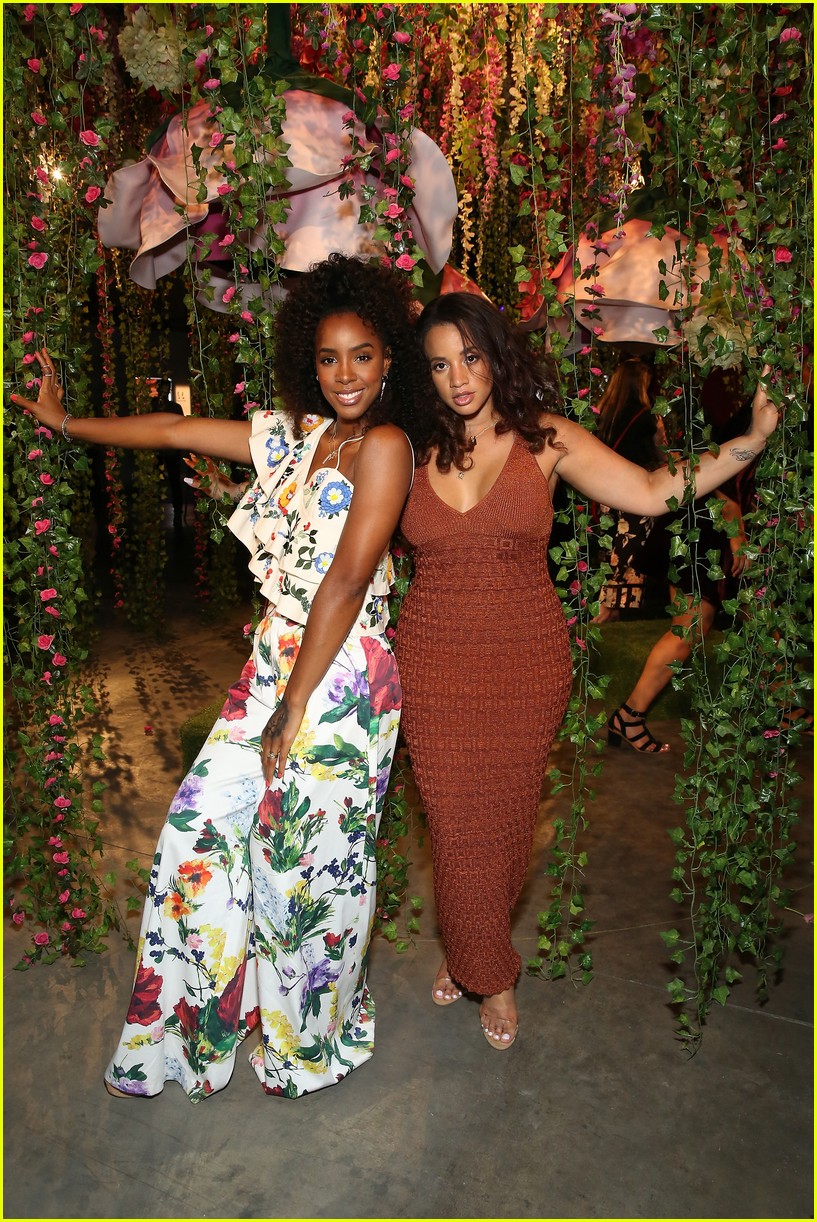 Emily Ratajkowski, Kelly Rowland, Taraji P. Henson & More Attend ...