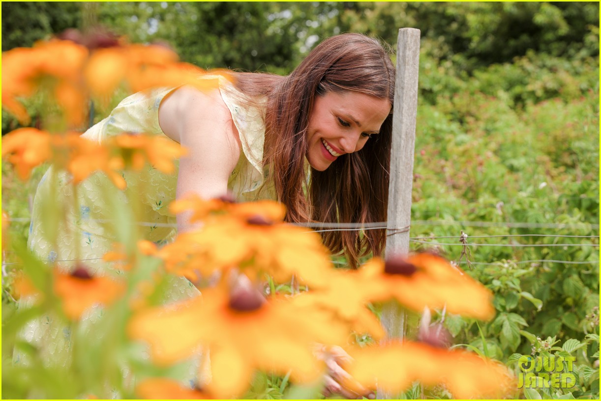 Jennifer Garner Hosts Once Upon a Farm Event!: Photo 4114696 | Jennifer ...