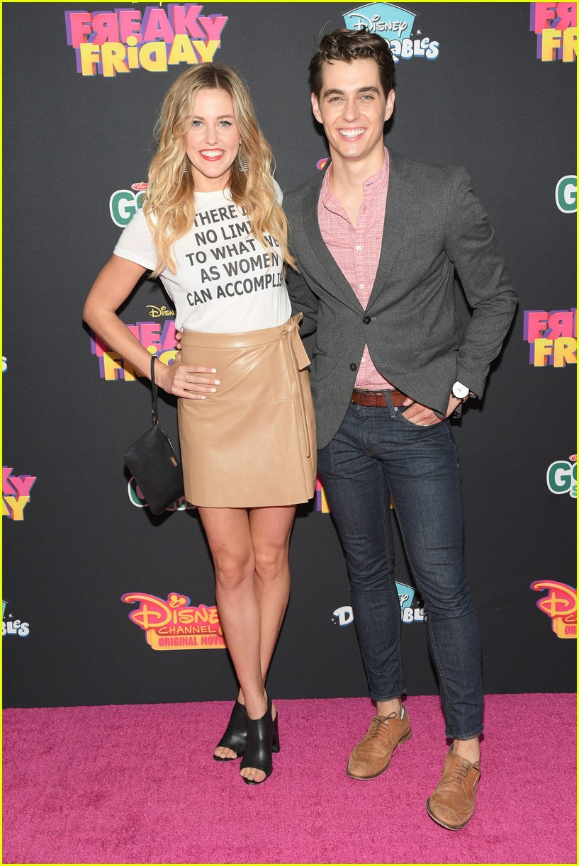 Heidi Blickenstaff Gets Support from Broadway Community at 'Freaky ...