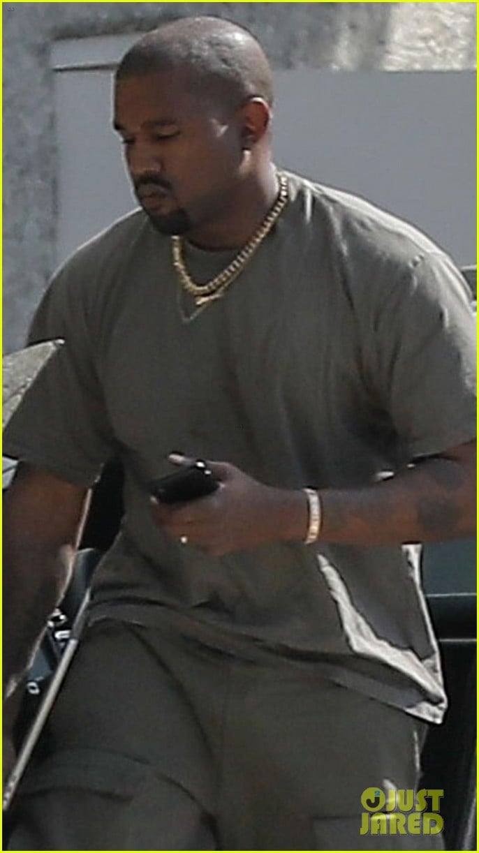 Kanye West Heads to His Office for Another Day of Work!: Photo 4113546 ...