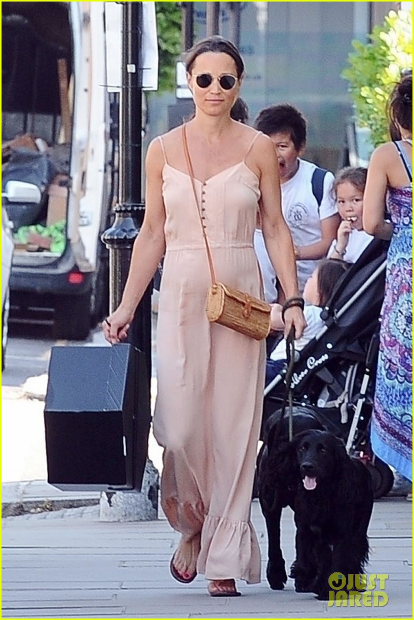 Pregnant Pippa Middleton Dons Peach Dress While Walking Her Pups: Photo ...