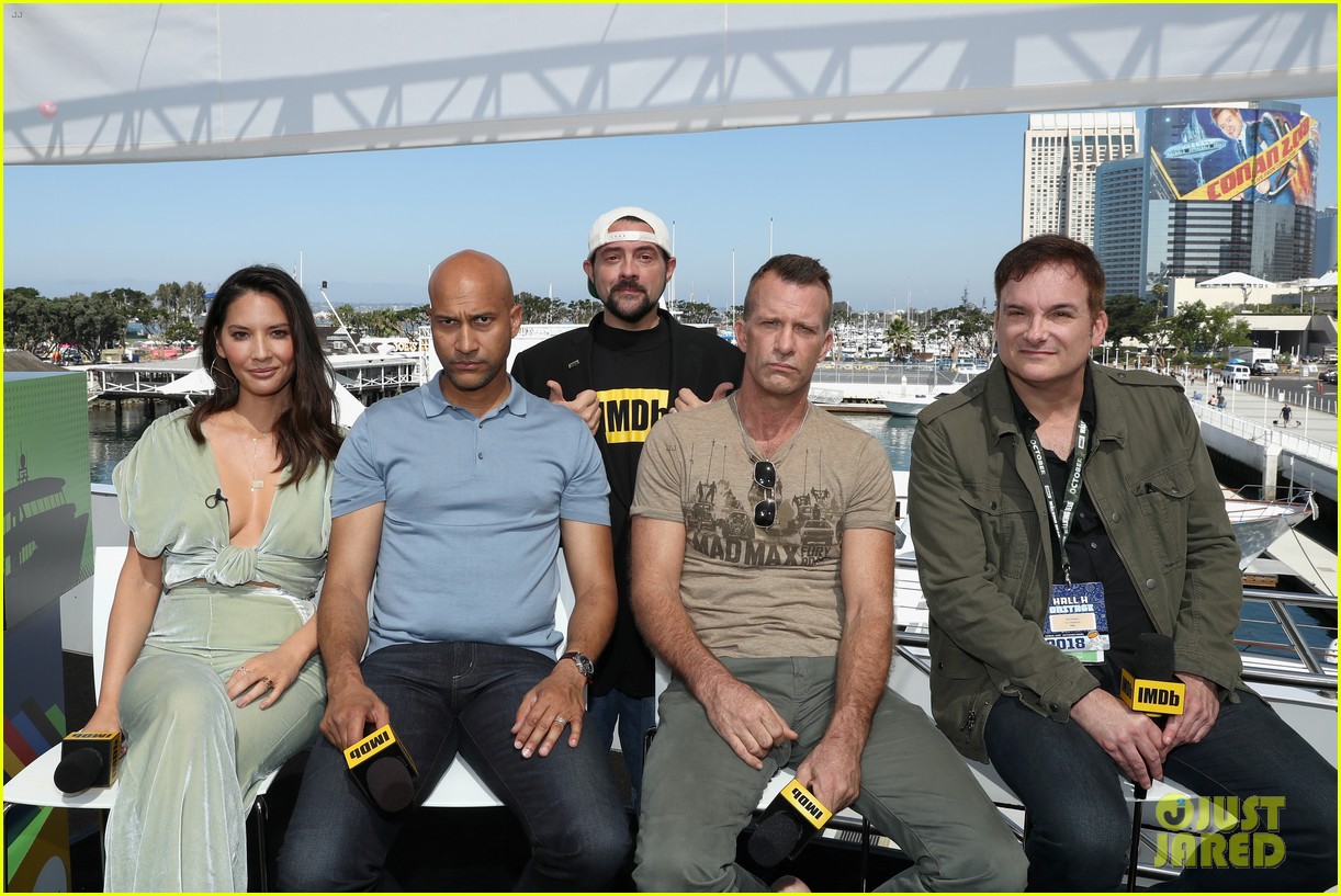 Olivia Munn & 'Predator' Cast Tease Movie at Comic-Con 2018!: Photo ...