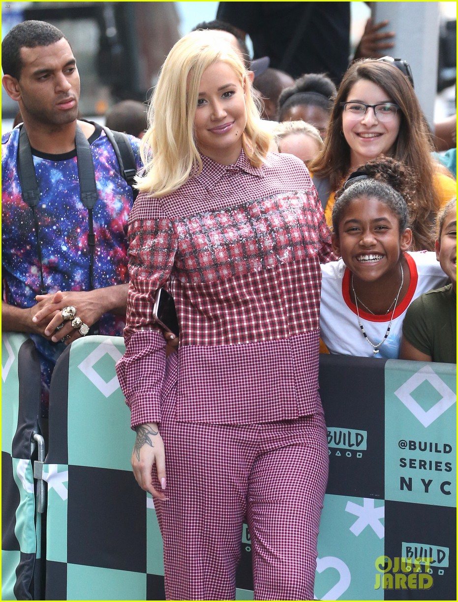 Iggy Azalea Admits She & Tyga Have 'Platonic Chemistry': Photo 4133007 ...