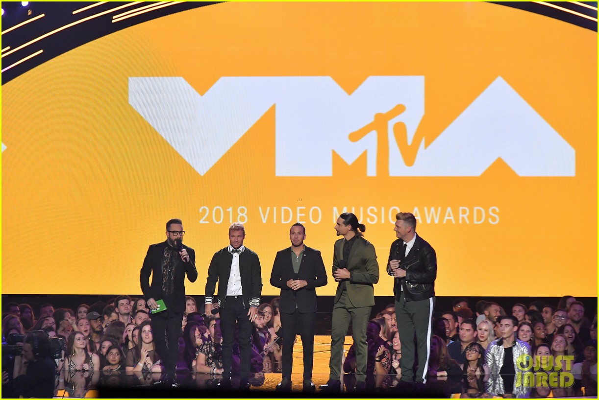 Backstreet Boys Kick Off MTV VMAs 2018 with Pre-Show Performance ...