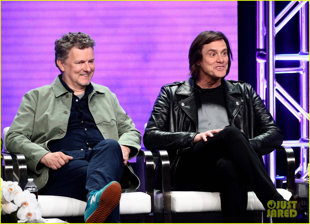 Jim Carrey's Comedy Series 'Kidding' Debuts Trailer & Posters - Watch ...