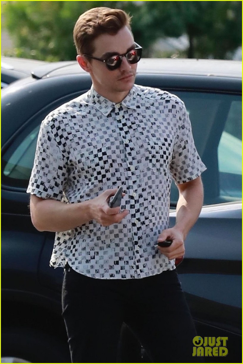 Dave Franco Looks Stylish While Heading to Meeting in LA: Photo 4127506 ...