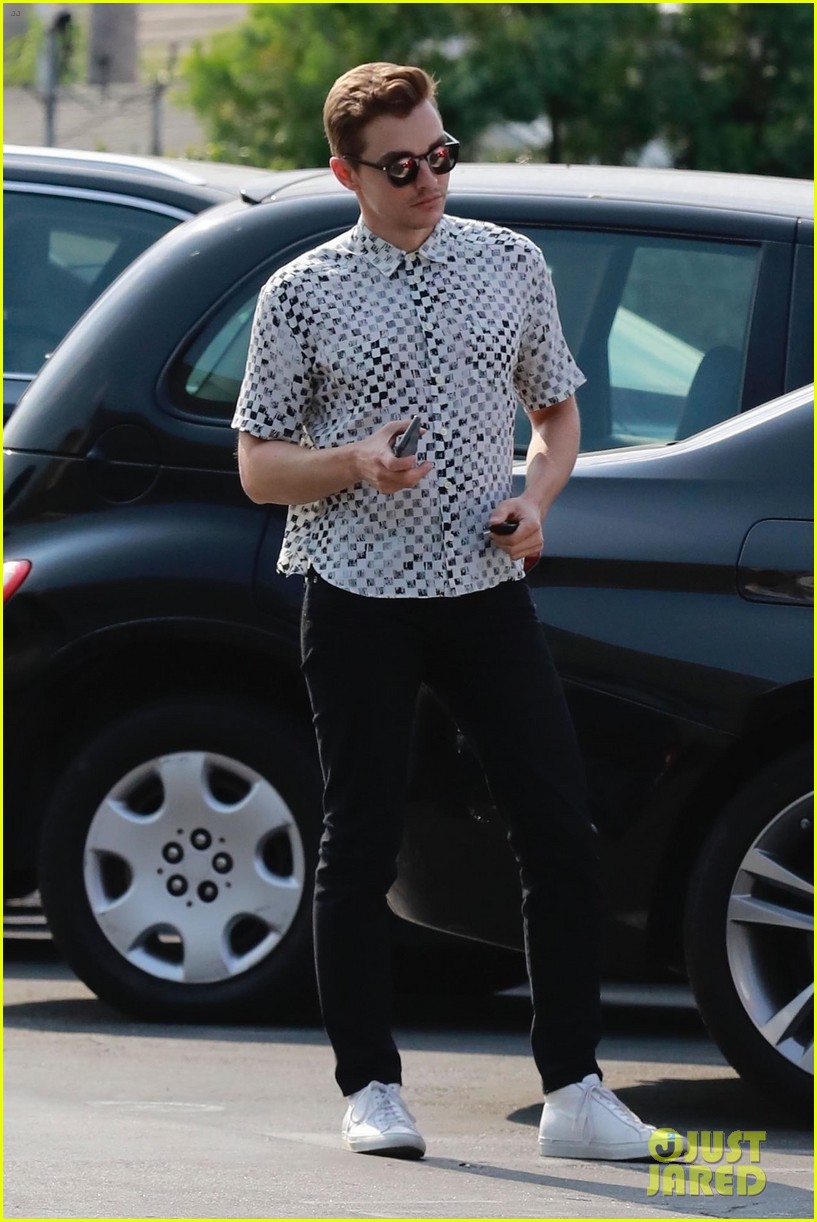 Dave Franco Looks Stylish While Heading to Meeting in LA: Photo 4127509 ...