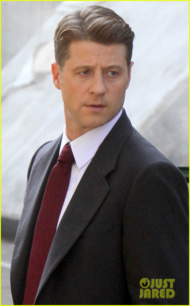 Ben McKenzie & Donal Logue Get Into Character While Filming 'Gotham'!: Photo 4125820 | Benjamin ...