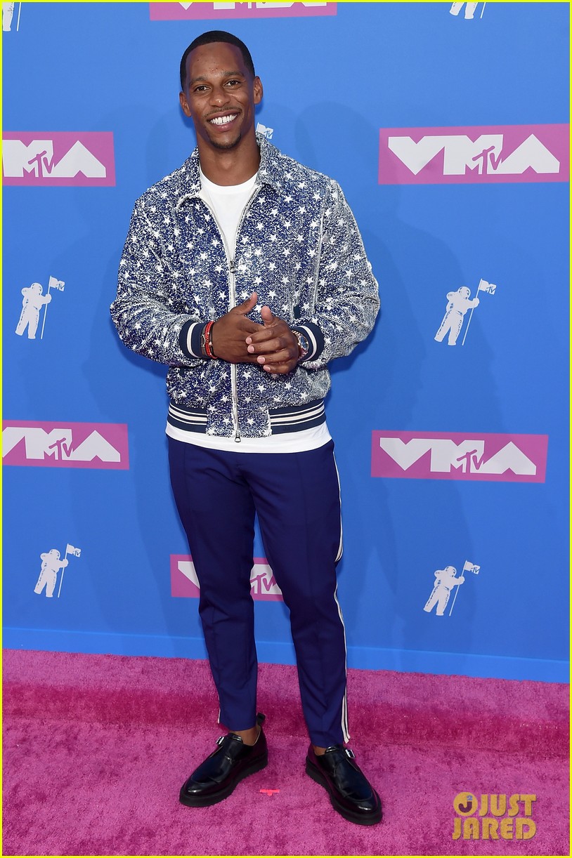 Nicky Hilton, Nyle DiMarco, & Dascha Polanco Show Off Their Red Carpet ...