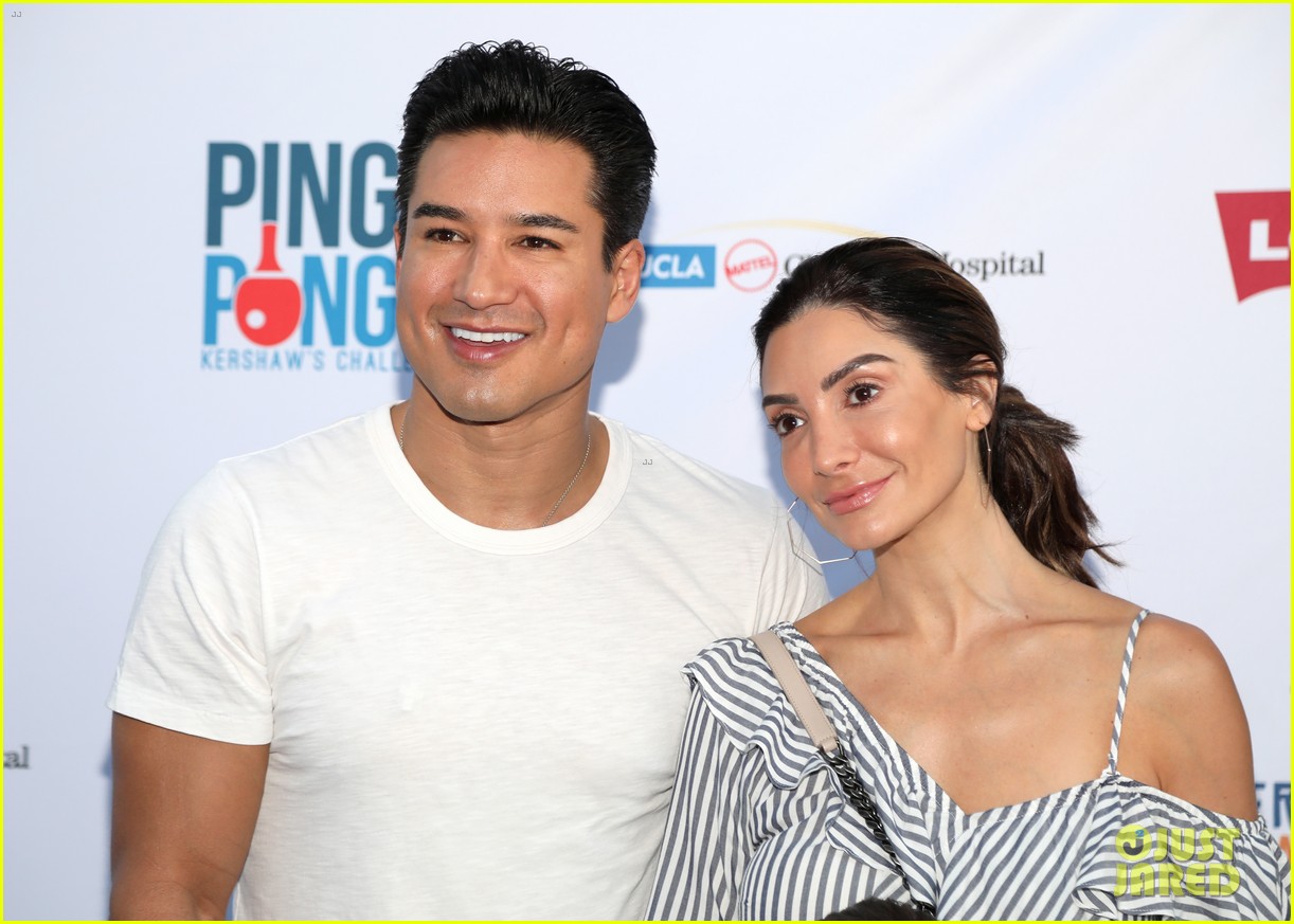 Sarah Hyland & Boyfriend Wells Adams Couple Up at Clayton Kershaw's ...