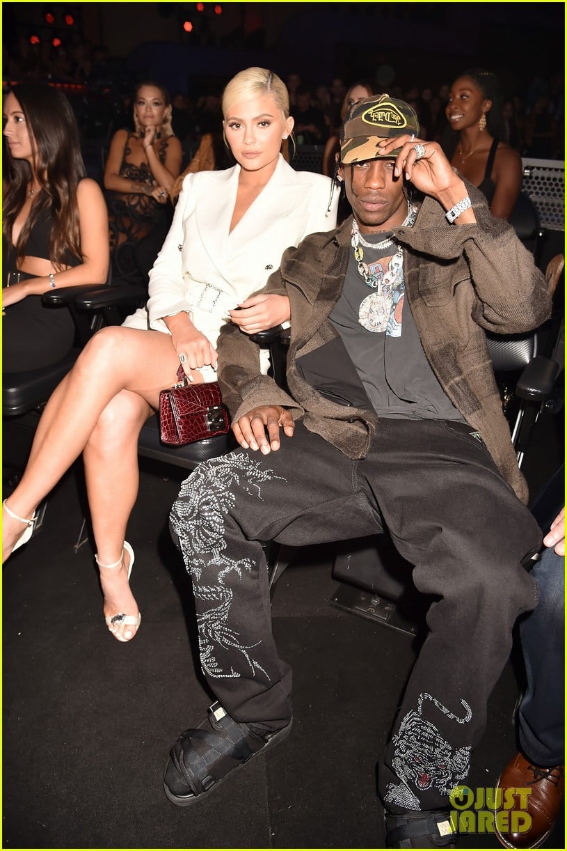 Photo: kylie jenner travis scott parents night out mtv vmas 2018 01 ...