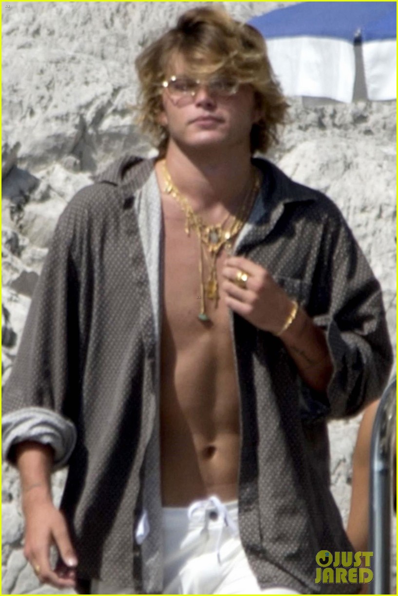Michelle Rodriguez & Jordan Barrett Vacation in Italy Together!: Photo ...