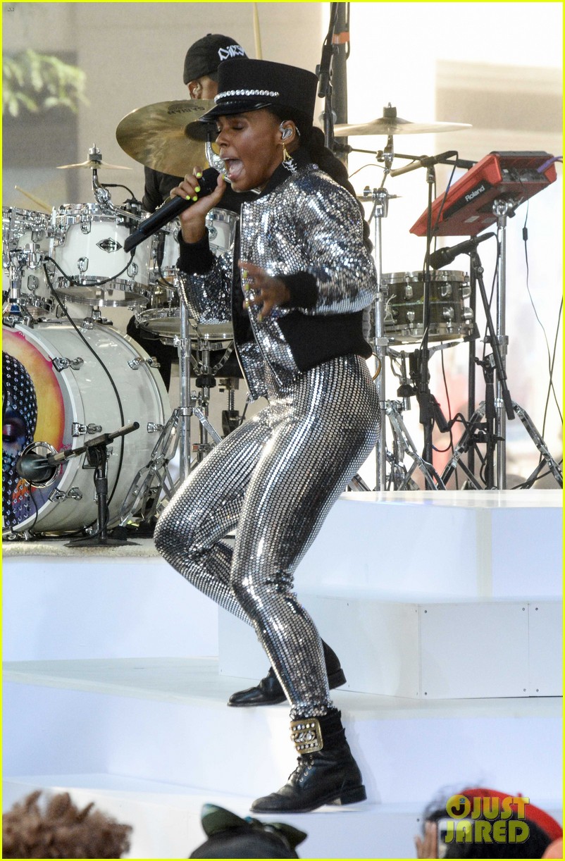 Janelle Monae Facetimes a Fan's Deployed Father at 'Today' Show Concert ...