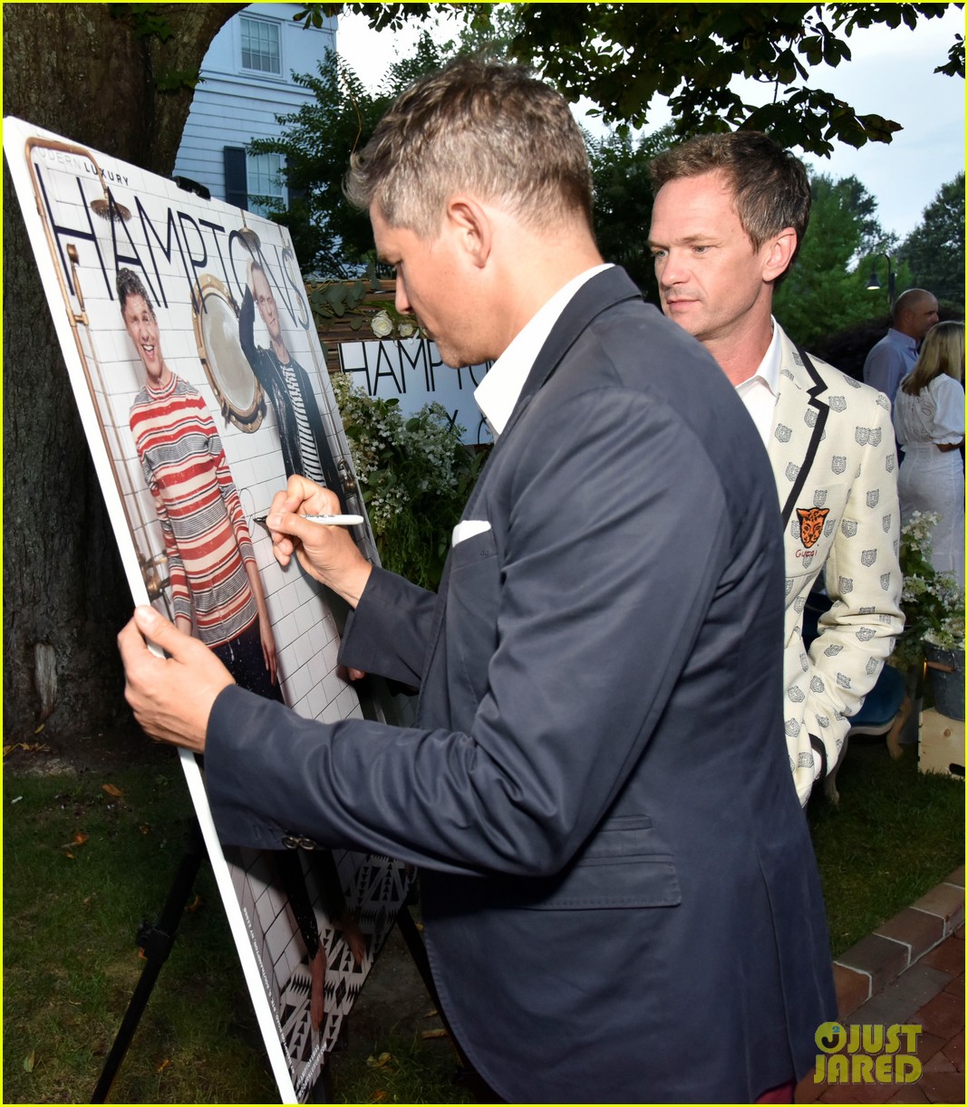 Neil Patrick Harris & David Burtka Celebrate 'Hamptons Magazine' Cover ...