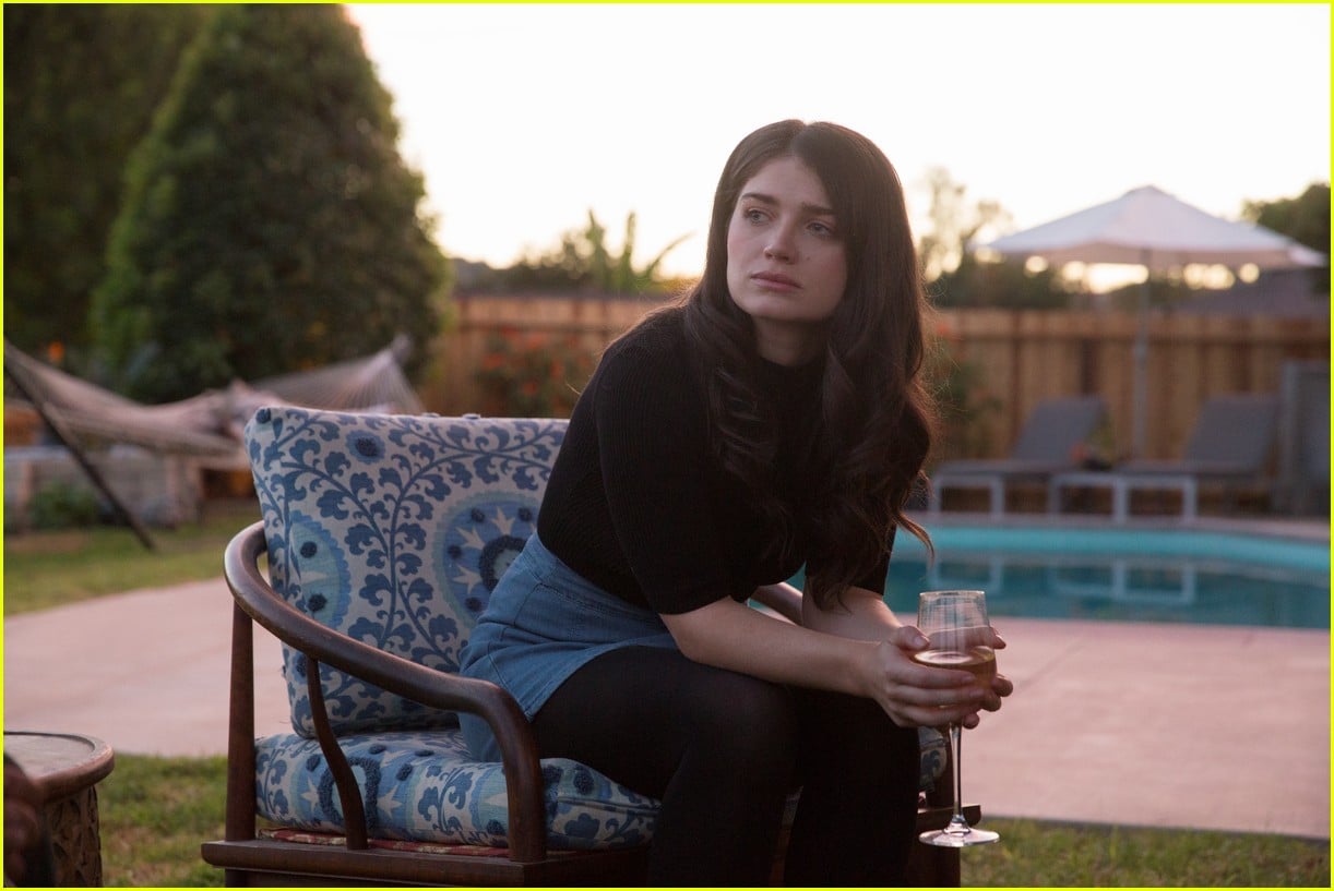 'Paper Year' Debuts Official Trailer - Watch Now! (Exclusive): Photo ...