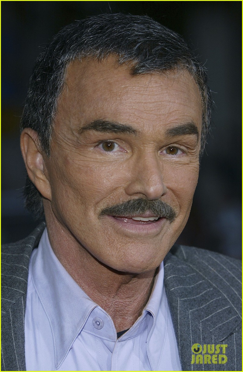 Burt Reynolds Dead - Famed Actor Passes Away at 82: Photo 4139771 ...