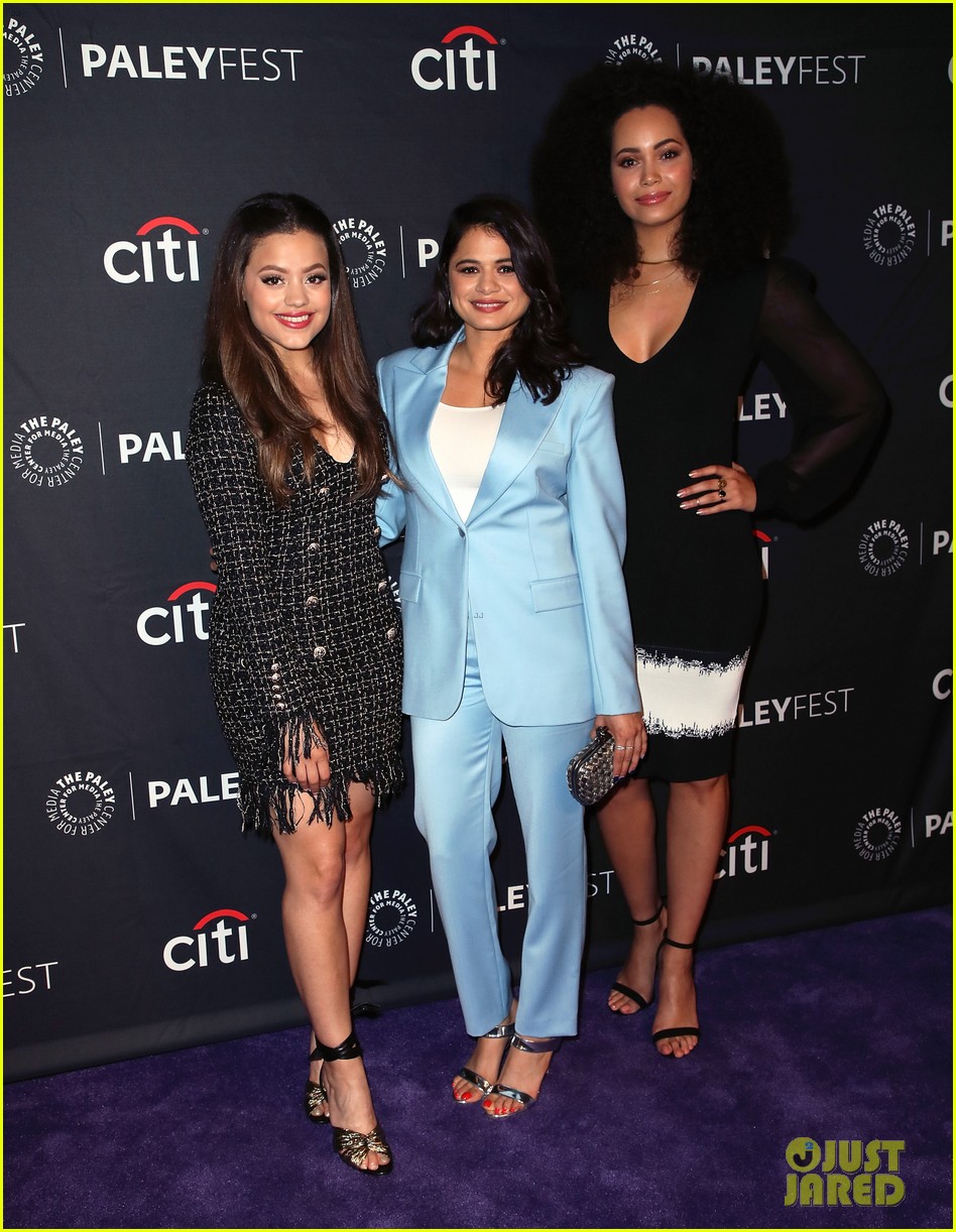 'Charmed' Team Explains How Reboot Explores Current Issues: Photo ...