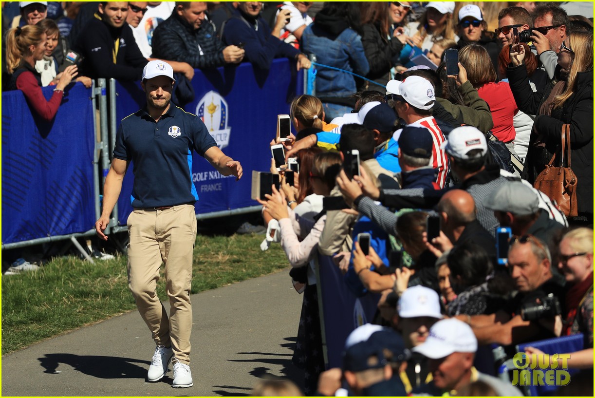 Jamie Dornan Plays Golf at a Celebrity Match in Paris!: Photo 4153545 ...