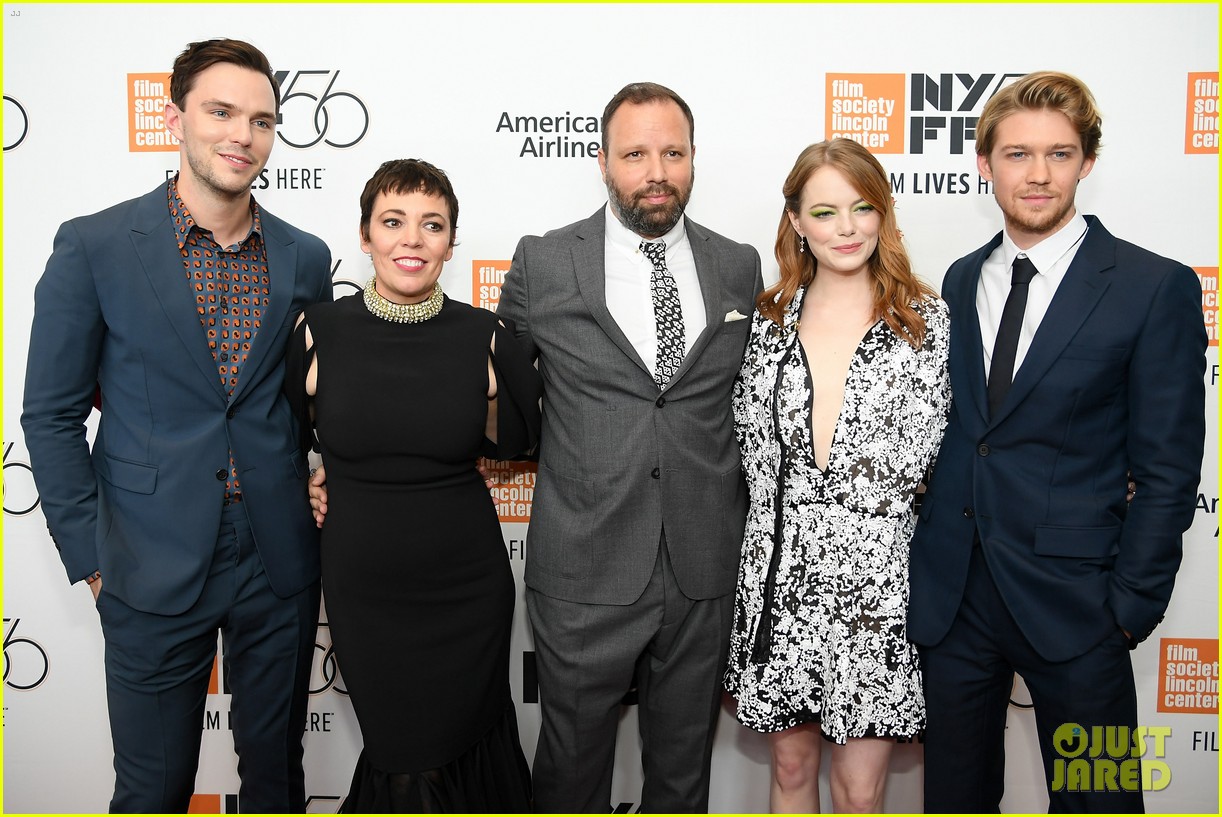 Emma Stone Joins Joe Alwyn & Nicholas Hoult at 'The Favourite' Premiere ...