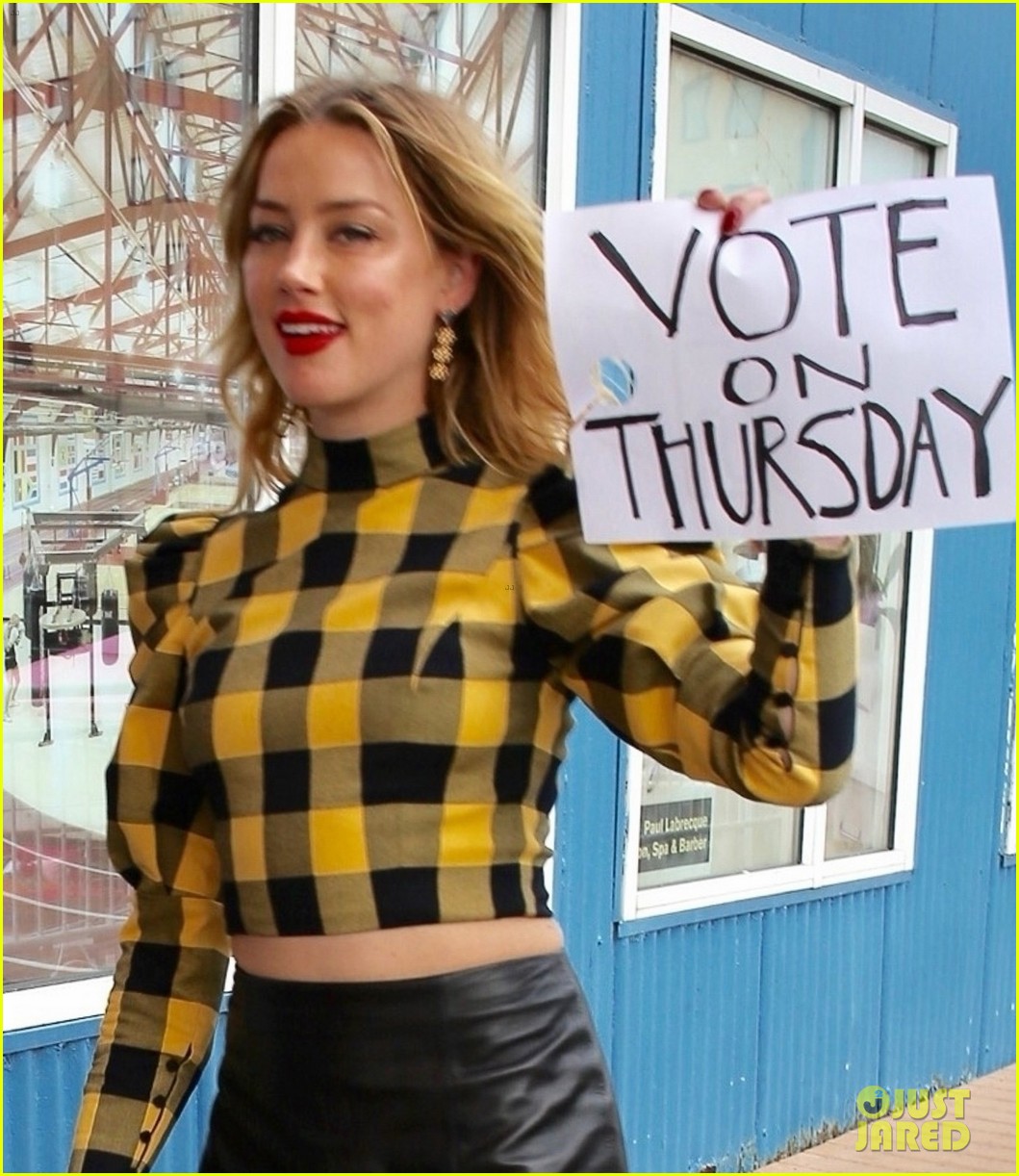 Amber Heard Holds Handmade Sign Encouraging Fans to Vote!: Photo ...