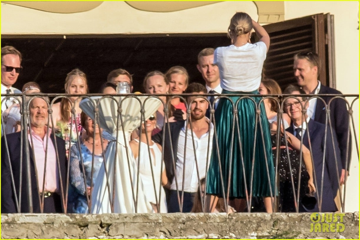 Did Theo James Get Married to Ruth Kearney?: Photo 4141970 | Photos ...