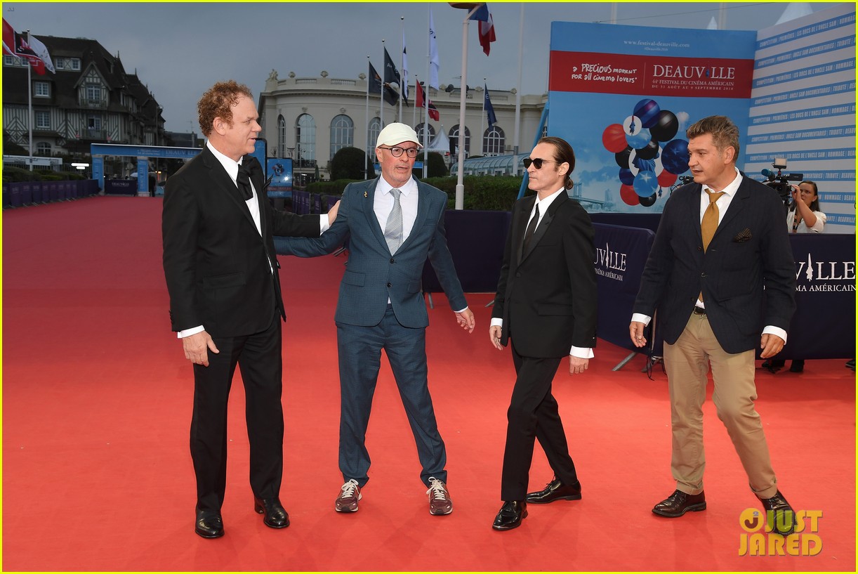 Joaquin Phoenix & John C. Reilly Attend 'The Sisters Brothers' Premiere ...