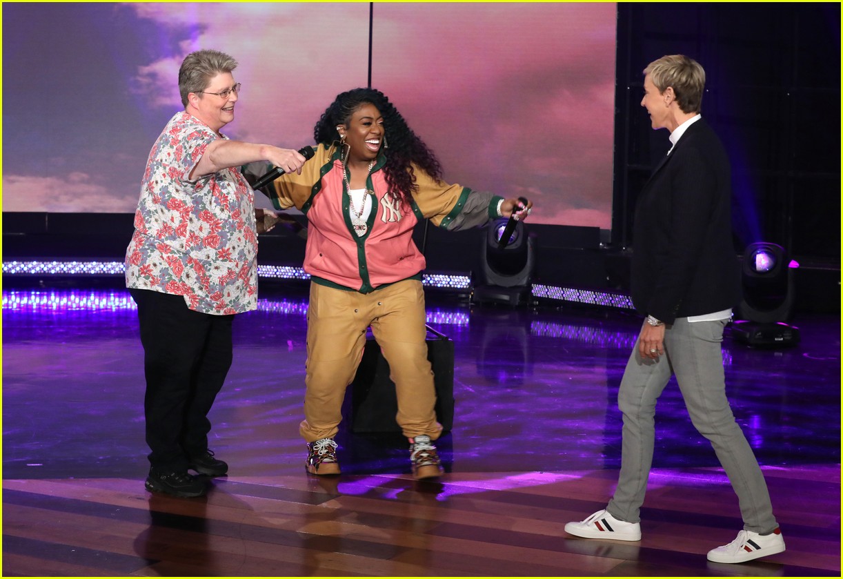 Missy Elliott Shocks Viral Video Star Mary Halsey on 'Ellen' - Watch ...