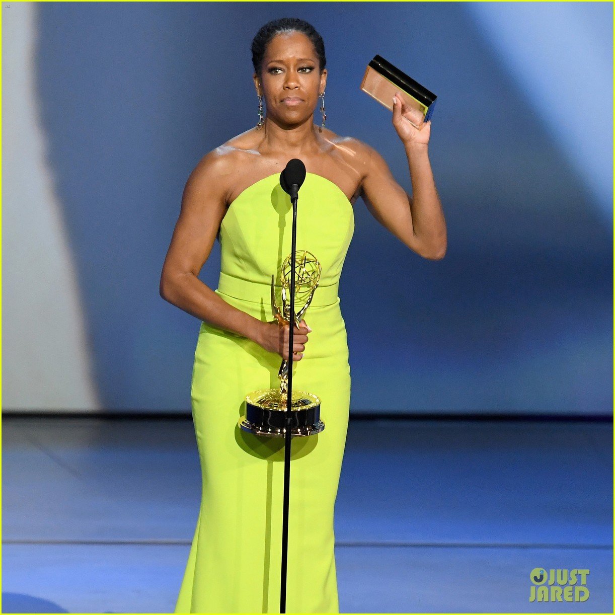 Regina King Wins Best Lead Actress in a Limited Series Or Movie at Emmy ...