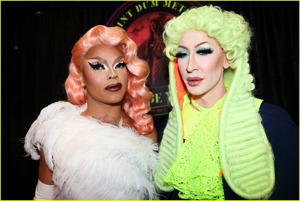 RuPaul, Tina Fey, Nico Tortorella & More Attend RuPaul's Drag Con NYC ...