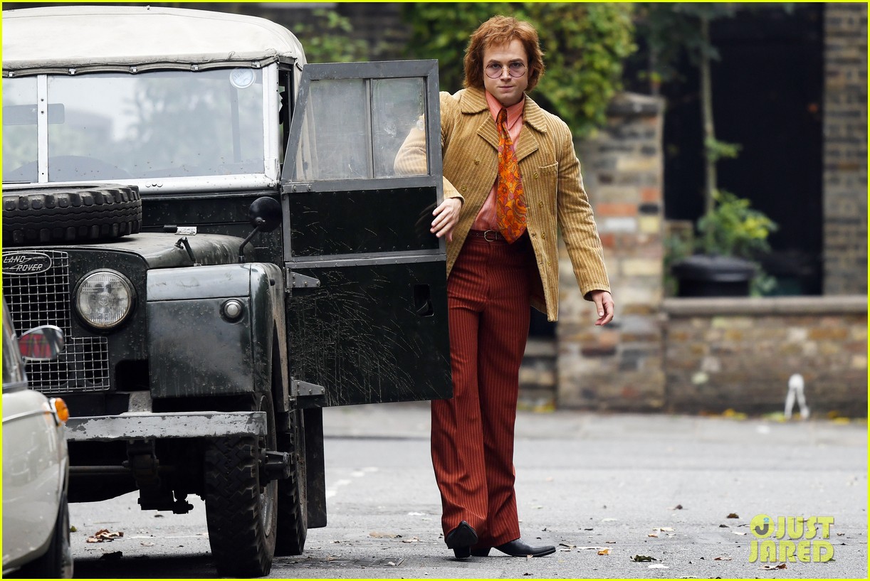 Taron Egerton Transforms Into Elton John Alongside Jamie Bell on ...