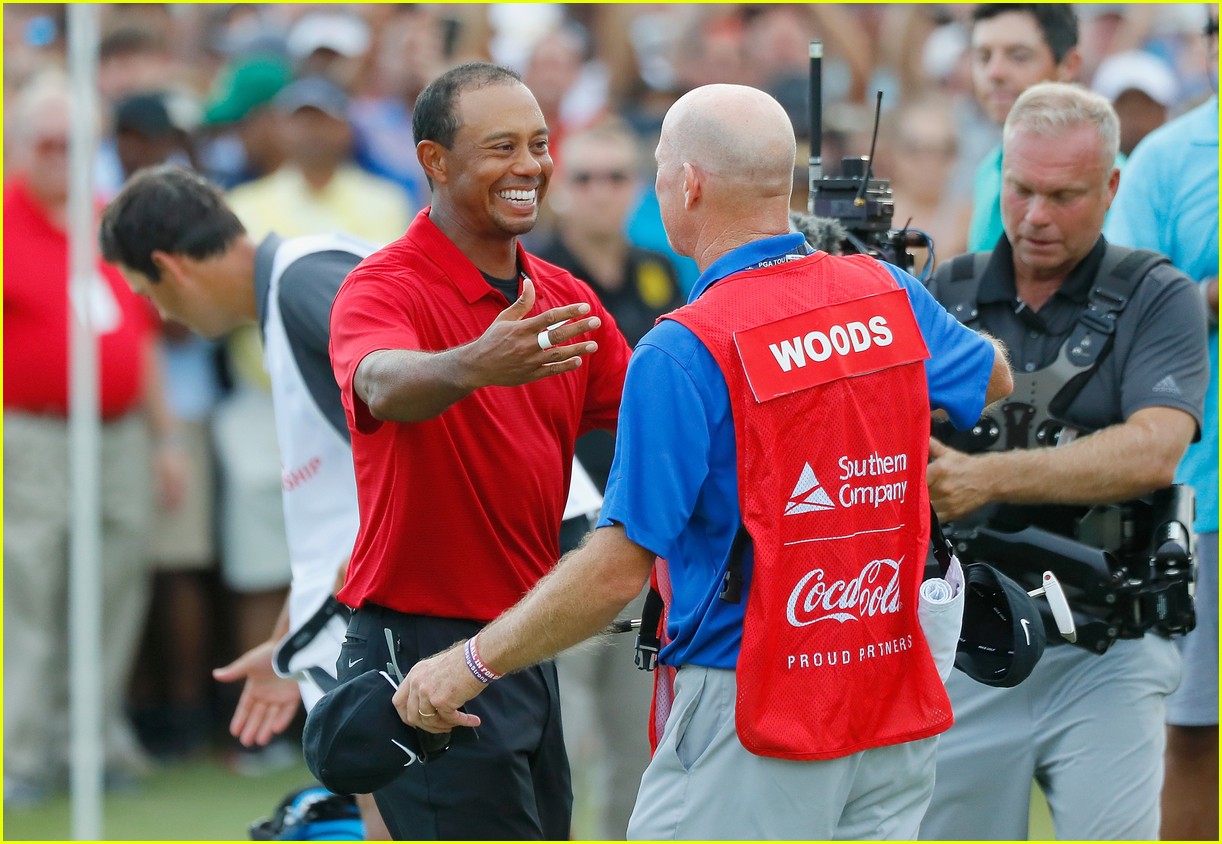 Tiger Woods & Girlfriend Erica Herman Kiss After His 2018 Tour ...