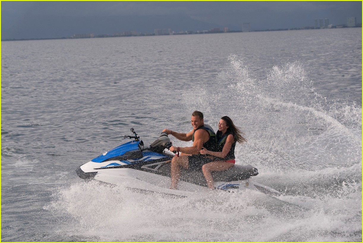 Colton Underwood Breaks Up with Tia Booth on 'Bachelor in Paradise ...