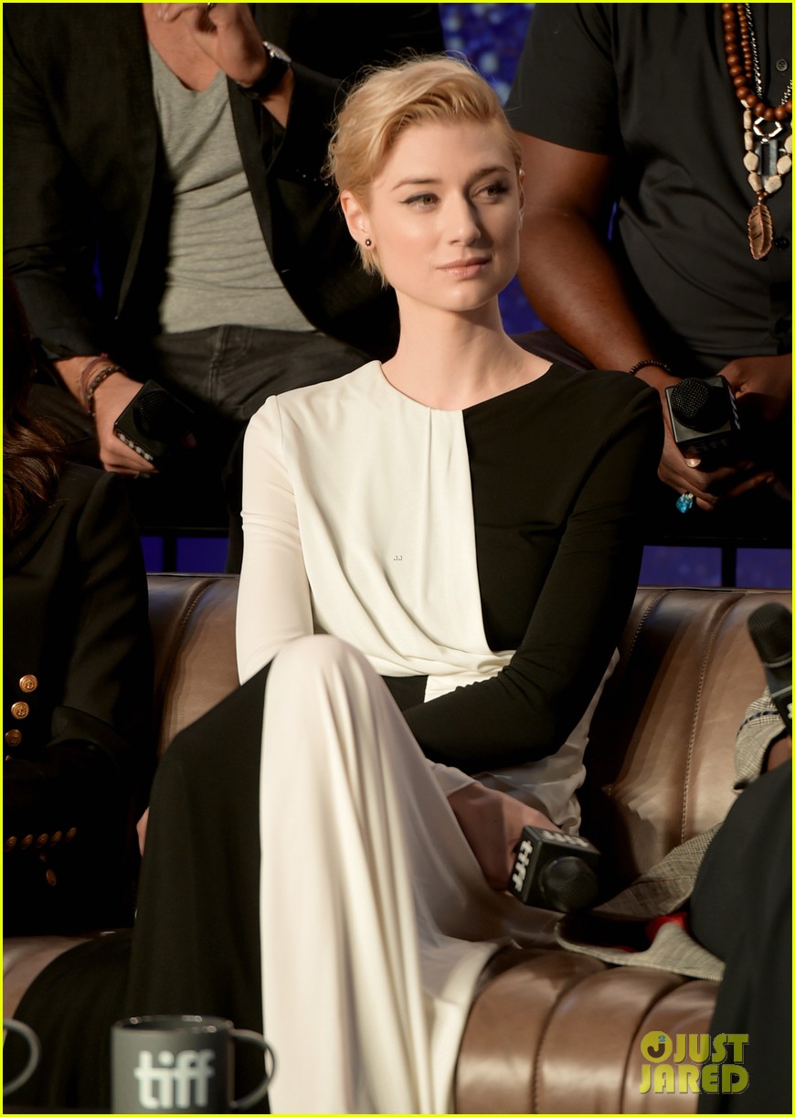 Viola Davis & 'Widows' Cast Attends Press Conference at TIFF: Photo ...