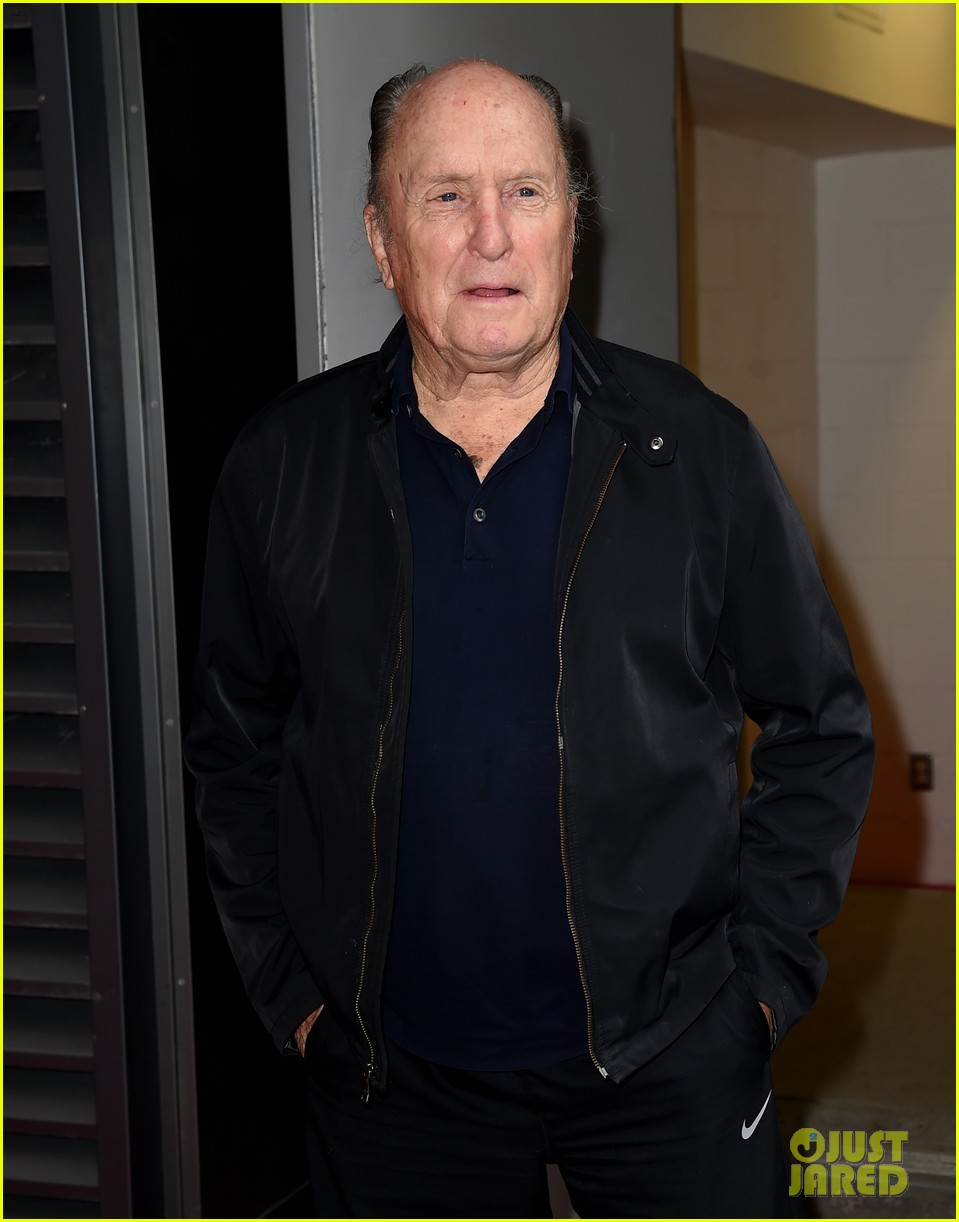 Viola Davis & 'Widows' Cast Attends Press Conference at TIFF: Photo ...