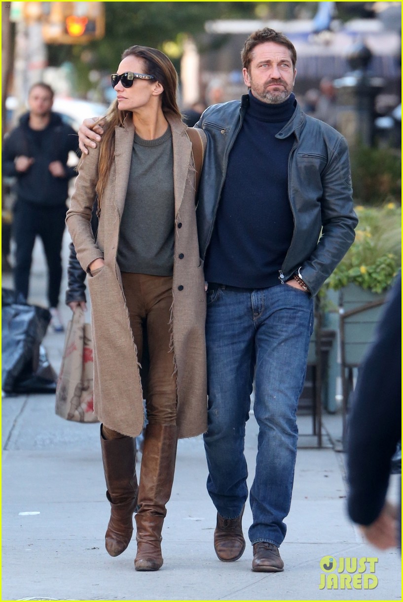 Gerard Butler Enjoys a Chilly Fall Day with Girlfriend Morgan Brown ...