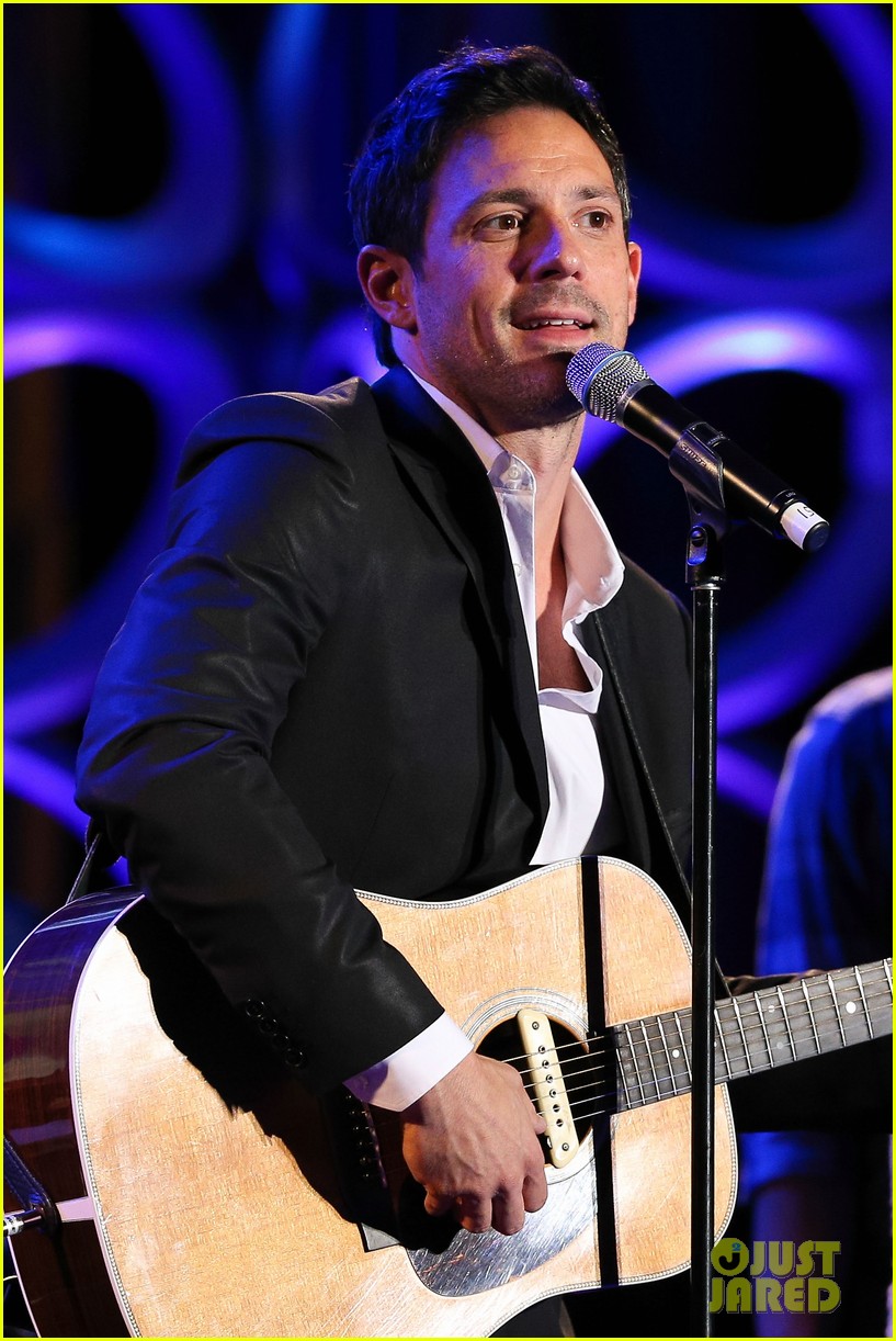 Jenna Dewan's Mystery Boyfriend Revealed as Tony Winner Steve Kazee ...